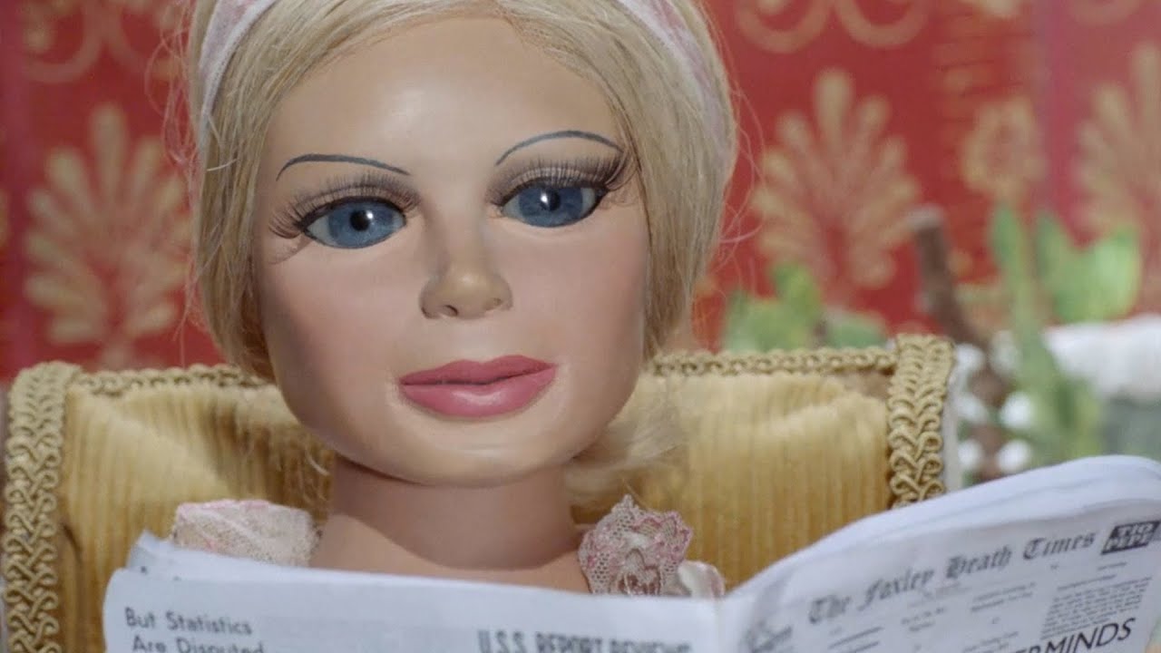 Thunderbirds: Lady Penelope and the Policeman's Ball - YouTube