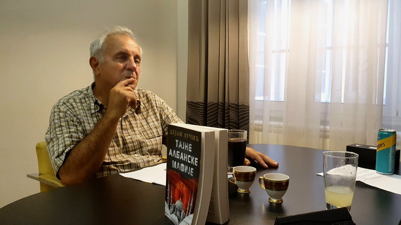 VUČIĆ I ANA BRNABIĆ SU U SVADJI !! (Slobodan Reljic) - YouTube