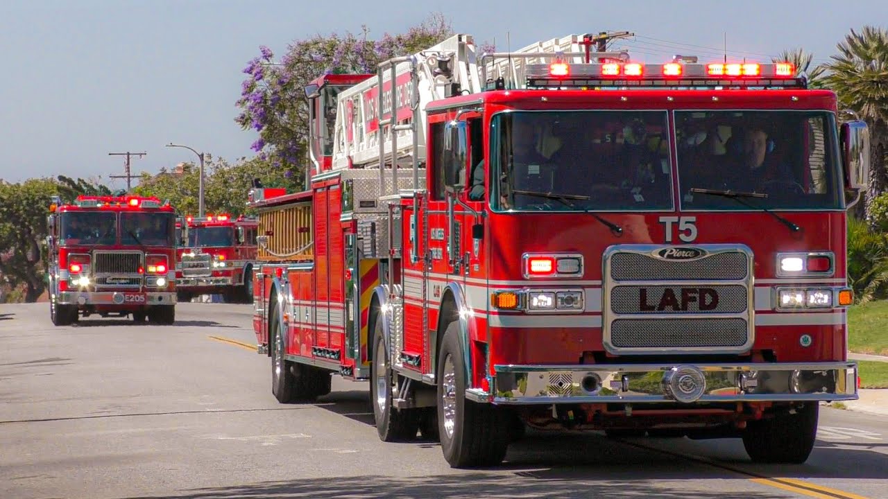 LAFD Light Force 5 & Engine 95 Responding - YouTube