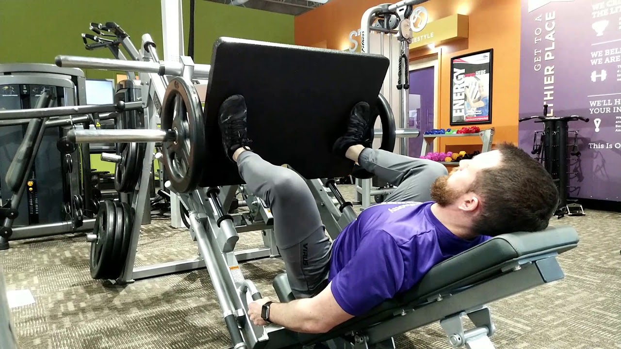 AF wide stance leg press - YouTube
