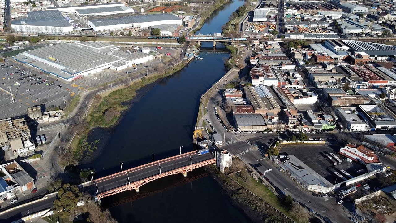 El Riachuelo hoy: sin chatarra ni olor nauseabundo, pero con el agua ...