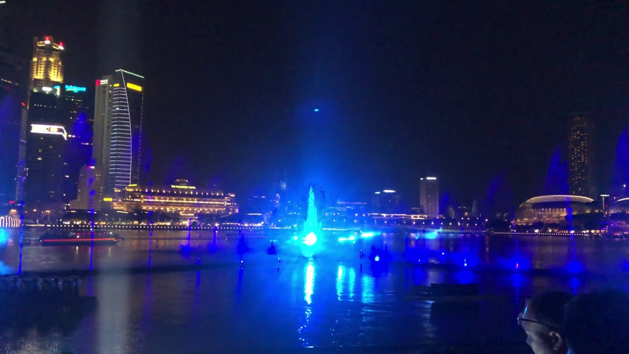 Spectra - A Light and Water Show || MARINA BAY SANDS || SINGAPORE - YouTube