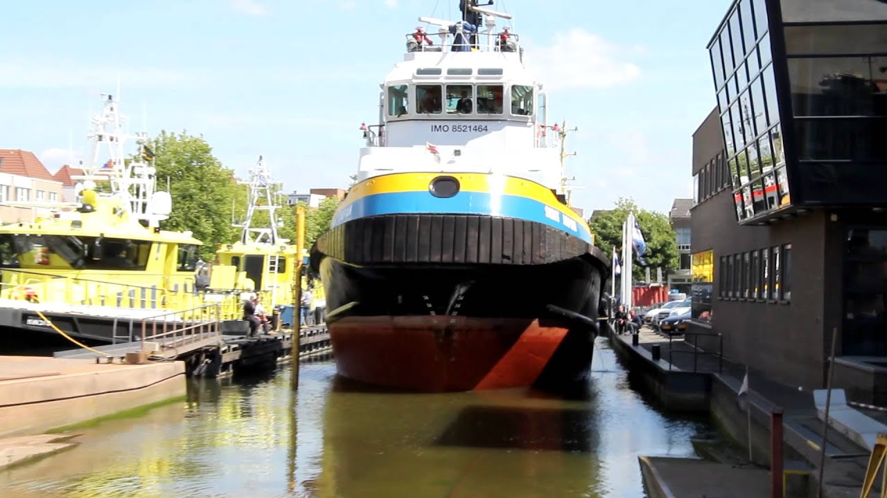 Smit Japan goes on the slipway of ship yard De Haas Maassluis The ...