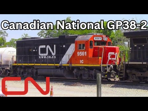 NS 4570 with CN GP38-2 leads NS 143 through Erlanger, KY - YouTube