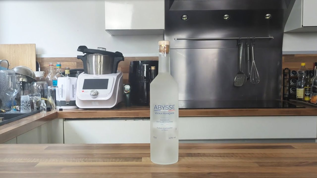 LIDL A SORTI UNE VODKA 100% FRANÇAISE !! - YouTube