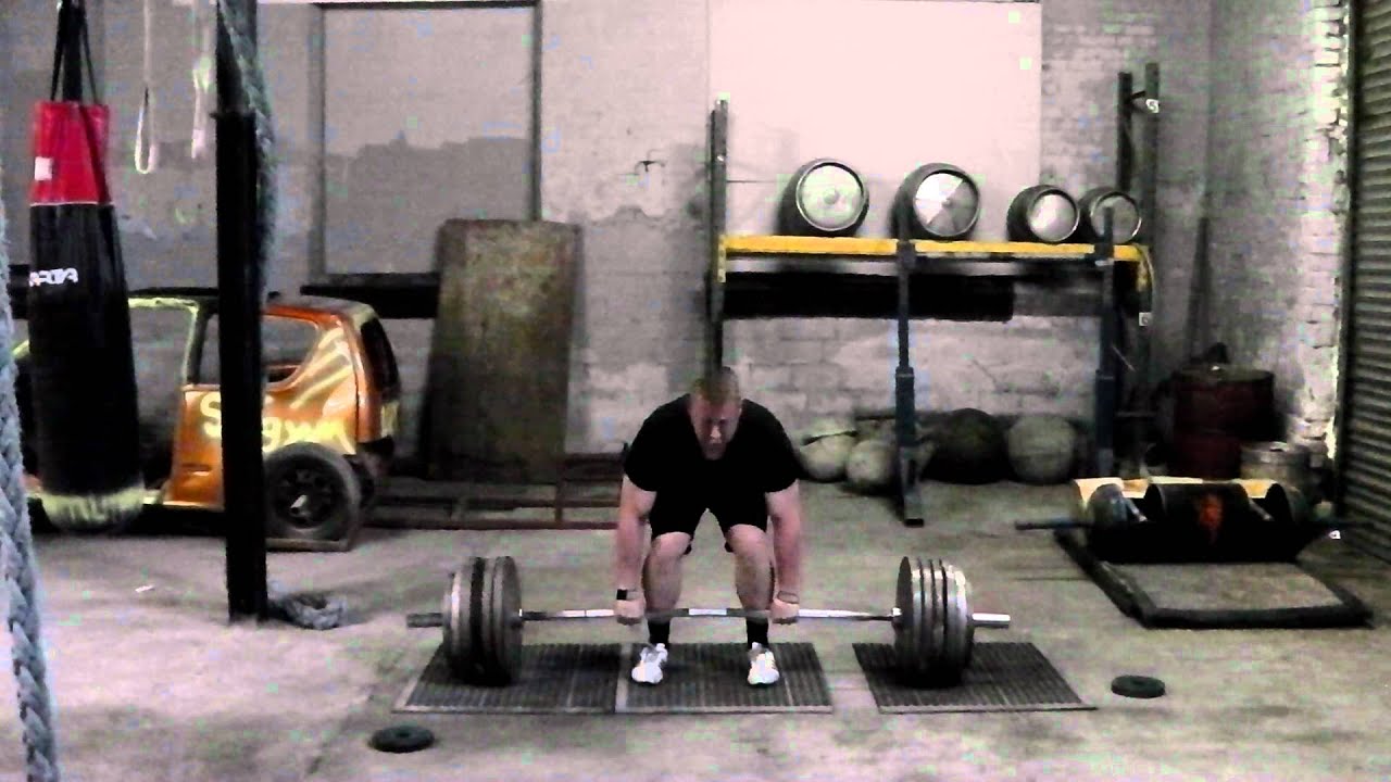 260kg deadlift x 2 reps pb - YouTube