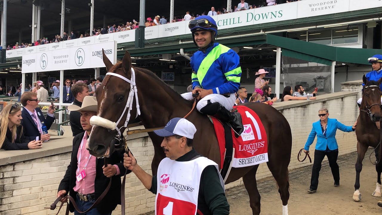 Secret Oath wins 2022 Kentucky Oaks - YouTube