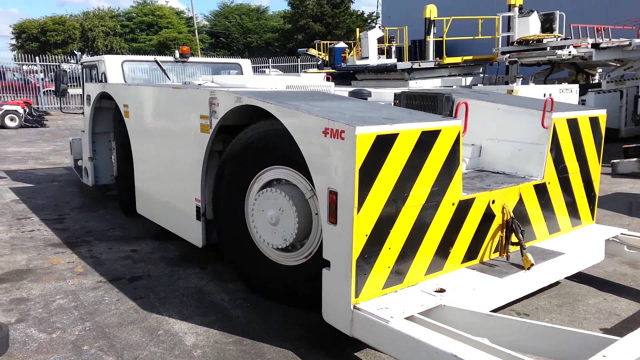 2001 FMC B1200 4 Wheel Steering. - YouTube