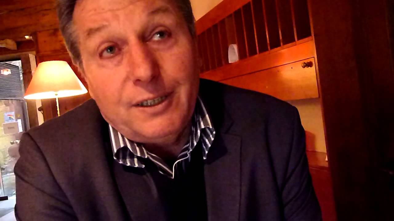 Jean Louis Buffière vigneron en Crozes Hermitage - YouTube