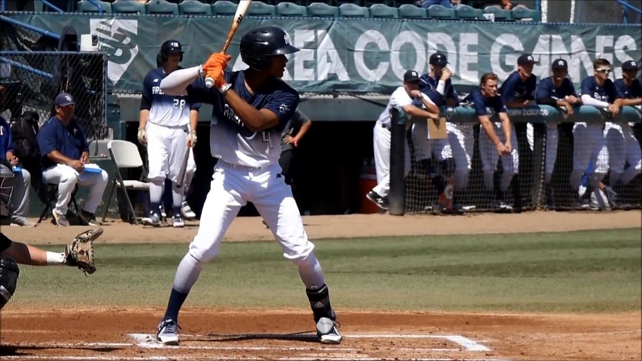 Jeremiah Jackson, St Luke's Episcopal INF (summer baseball) - YouTube