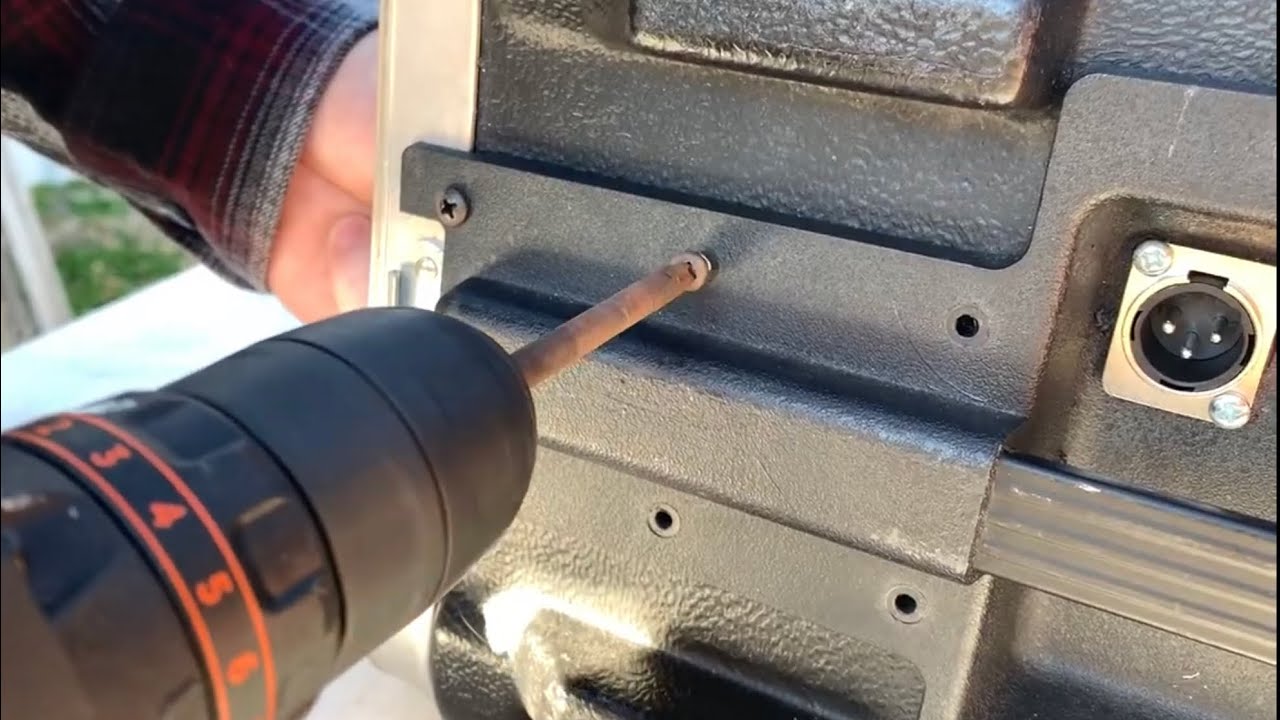 Building a custom DJ case: The Mini Rig Case Mod - YouTube