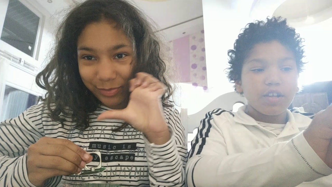 Tuto comment coller ring stent (pop socket ) - YouTube