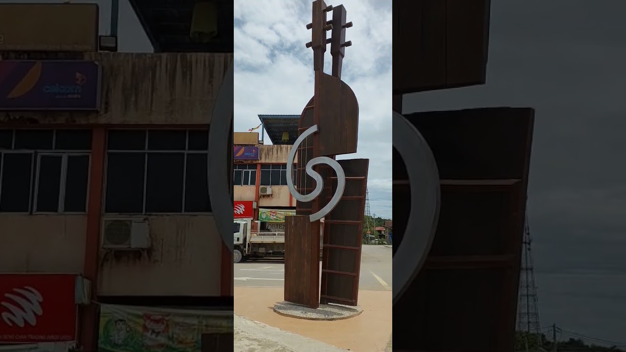 Pekan Long Lama Baram - YouTube