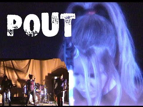 Victoria Davies Pout Live At Bull And Gate London For OnlineTV By Rick ...