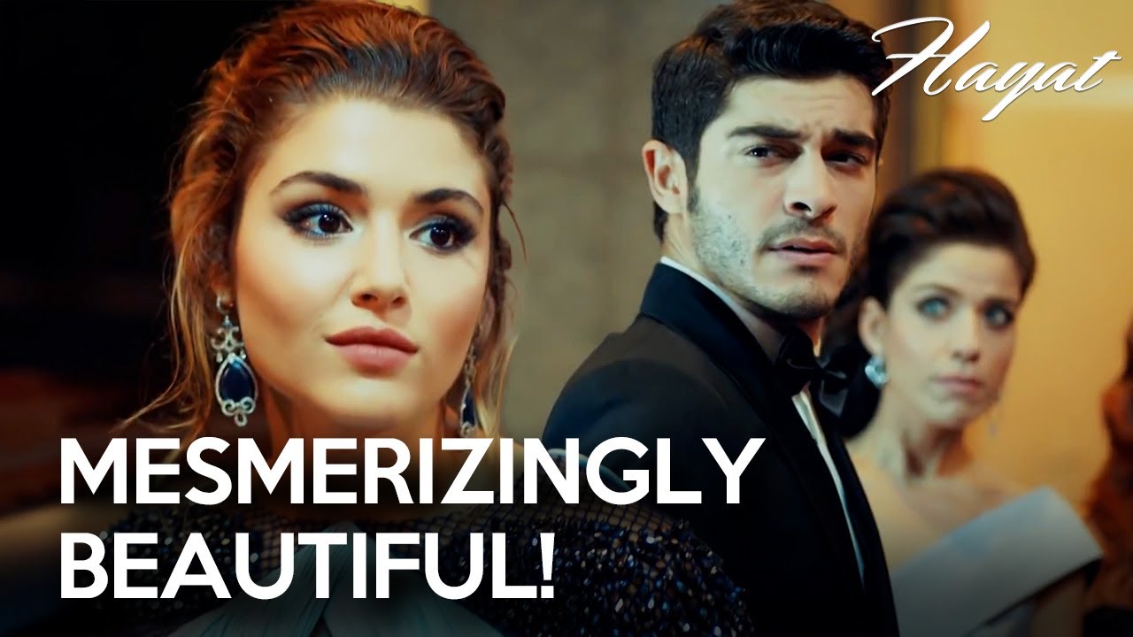 Hayat dazzled with her dress and became the star of the night! | Hayat ...