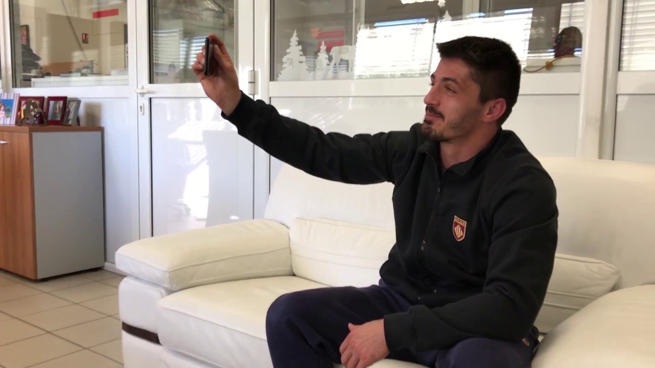 Interview Selfie de Jonathan BOUSQUET - YouTube