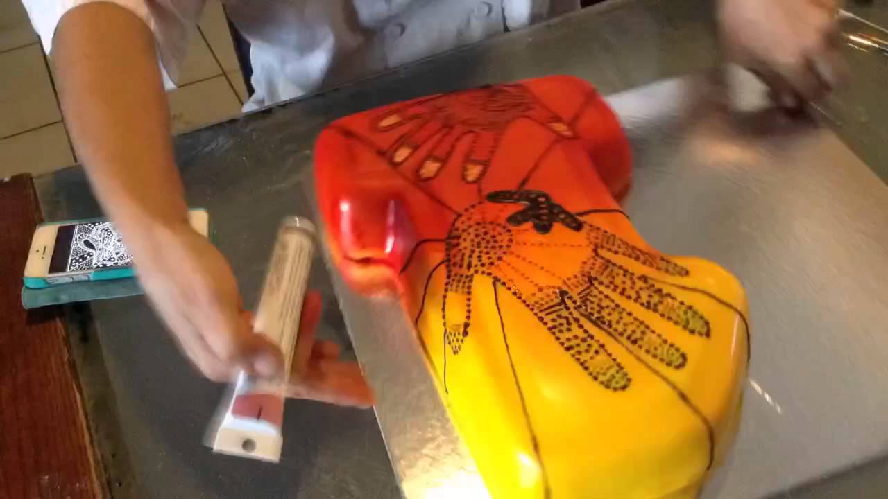 Aboriginal cake art - YouTube