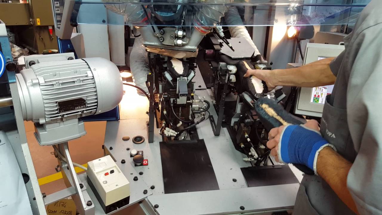 Cerim K174 Tecmacal Maquina rebater/cardar - YouTube