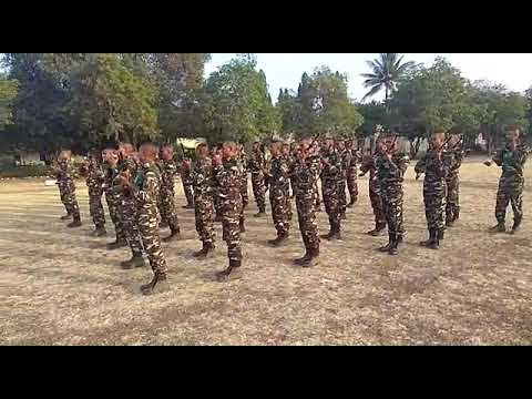 MP Police(SAF) training with rifle - YouTube