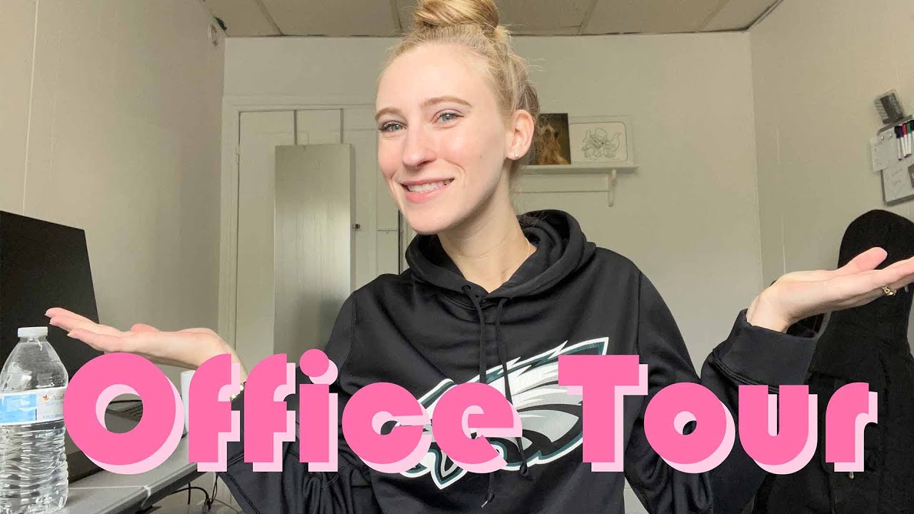 An efficient and minimal Office Tour! [AJ LIFE] - YouTube