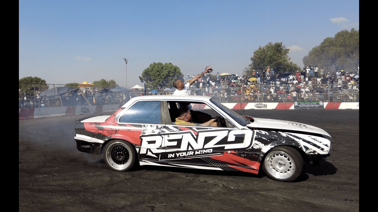 Team SALUKI & RENZO | Wheelz n Smoke #bmwe30 - YouTube