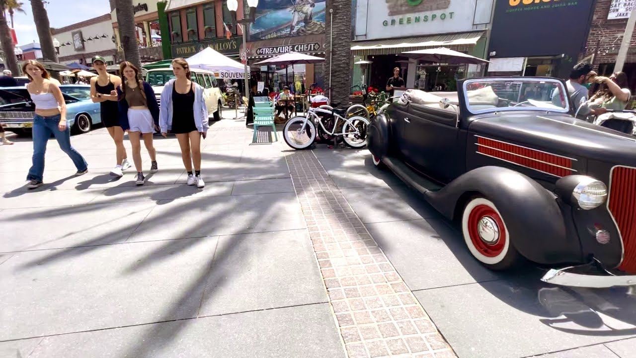 Endless Summer Car Show🚘 - YouTube