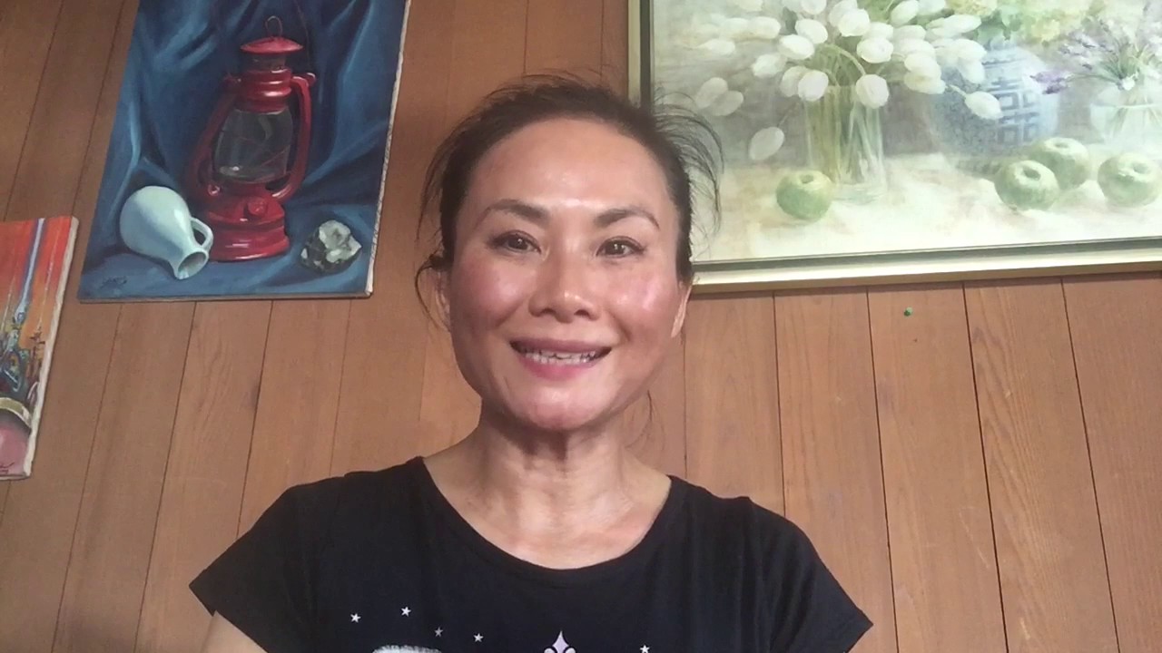 Gua Sha - Facial Massage for Anti-Aging w/ Dr. Tina Hou - YouTube