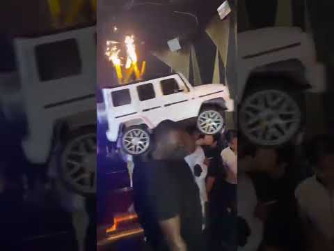 Crazy birthday party in Dubai ||sahil khan #sahilkhan#luxurylifestyle#party#dubai#fittness#birthday