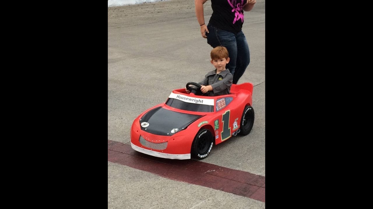 June 16, 2017 New Kingsport Speedway Kids Power Wheels Race - YouTube