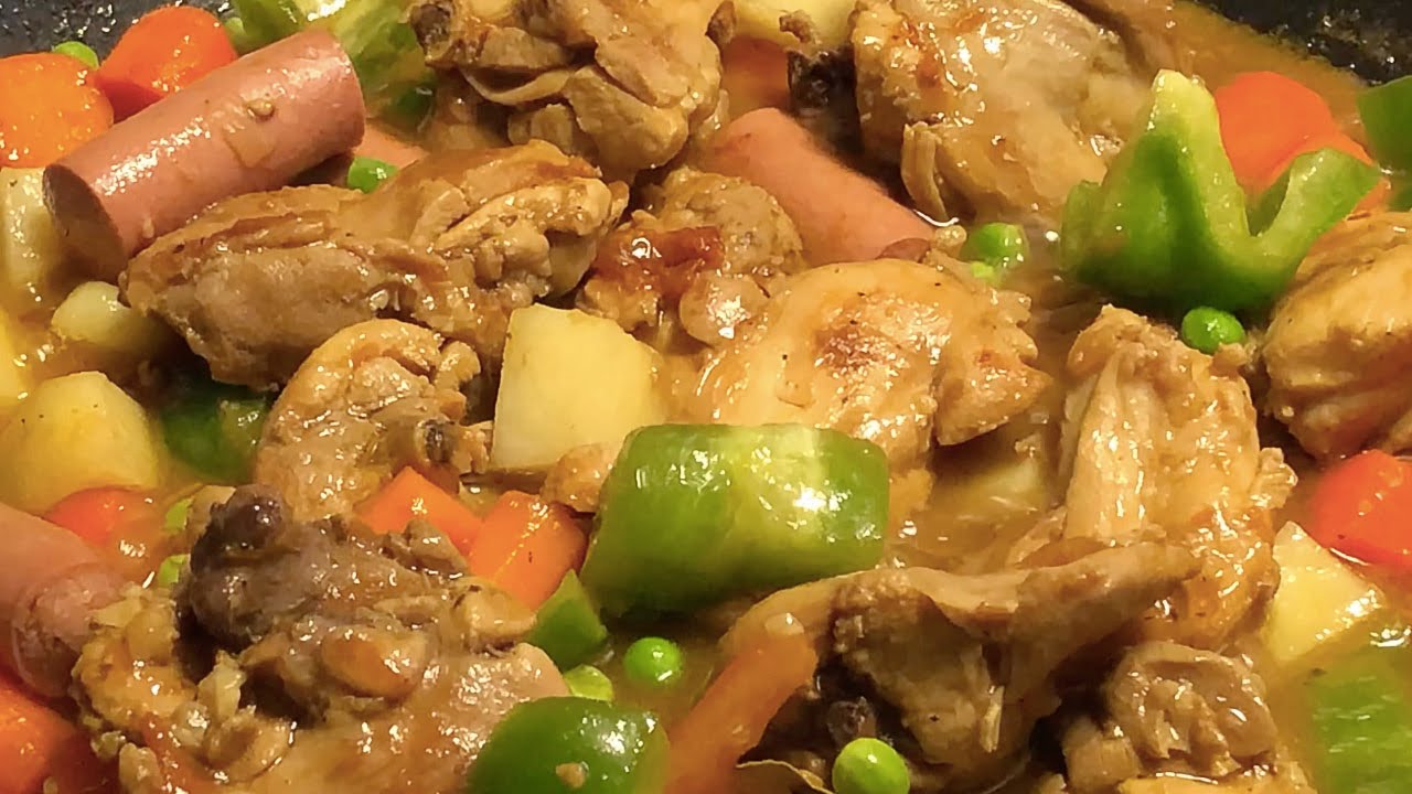Chicken Afritada - Filipino Chicken Stew - YouTube