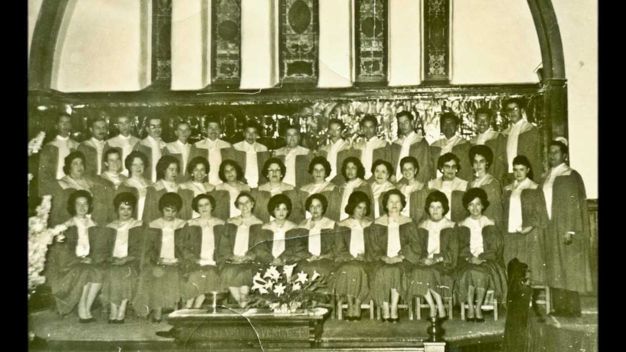 Coro Carlos Wesley "Himno de la Batalla" - YouTube
