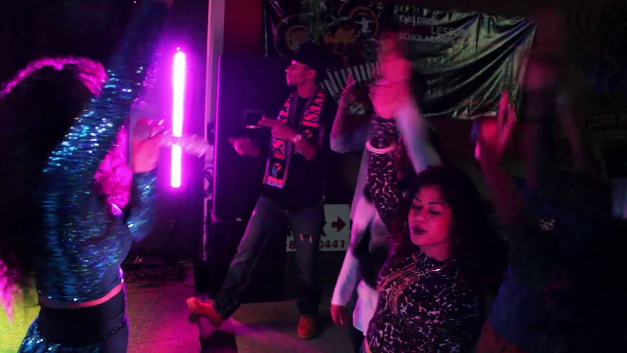 Bianca Ingram Performing Catch 22 - YouTube