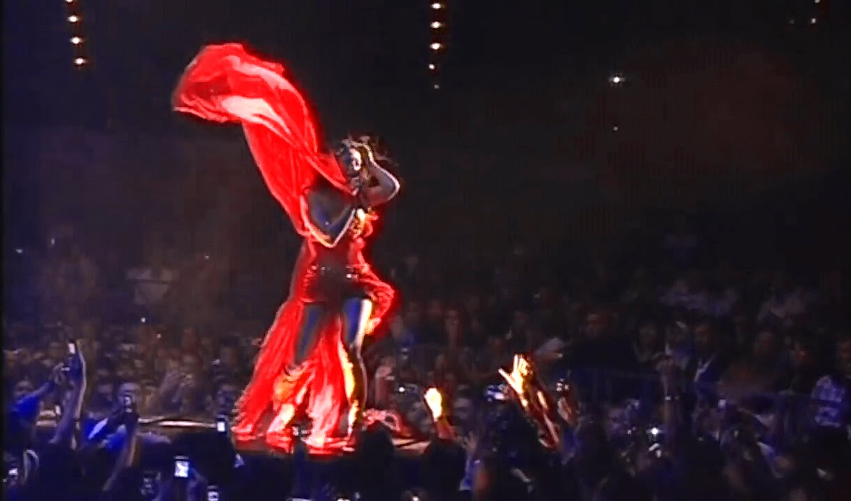 Anggun - Rose in the Wind (Kembali) Live 2006 - YouTube