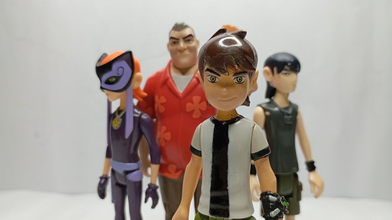 REVIEW Família do Ben 10 Bandai - YouTube