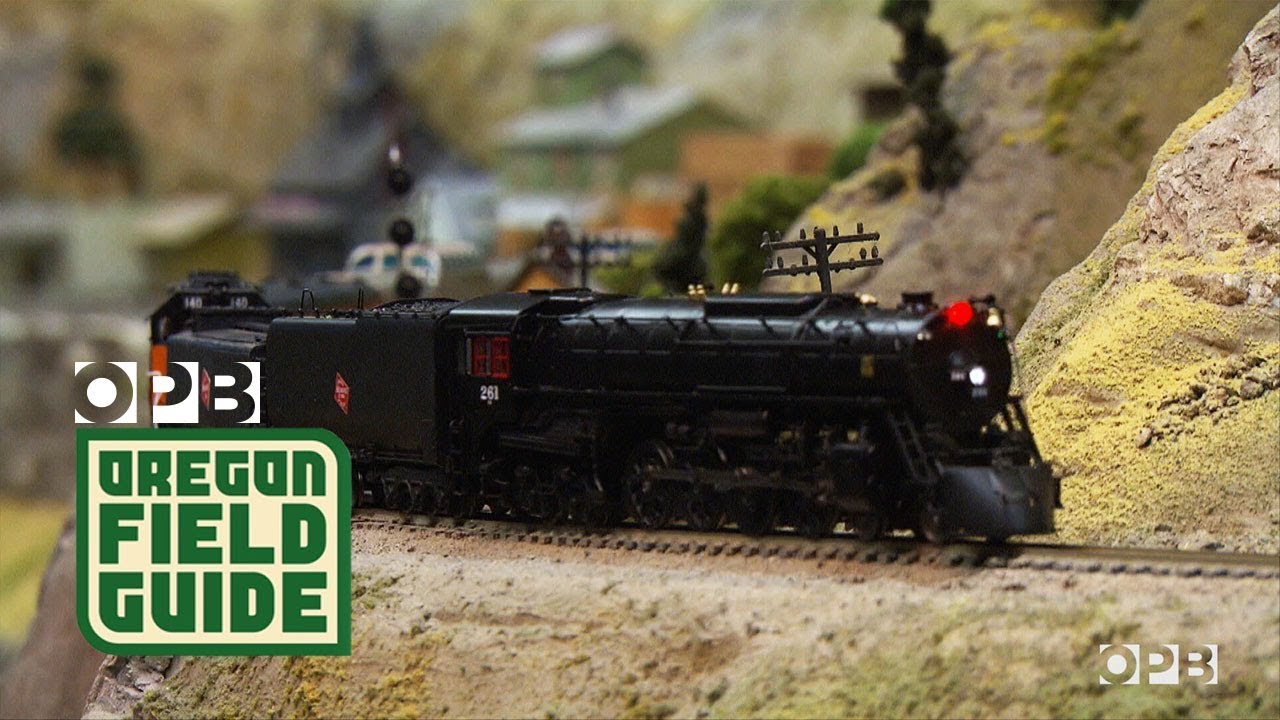 An Epic Model Railroad Recreates The Columbia River Gorge - YouTube