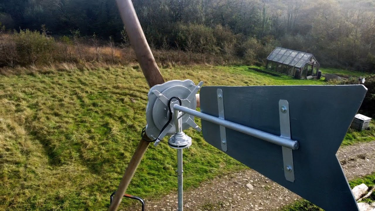 Off Grid 2 KW Axial Flux Wind Turbine And MPPT Dump Load Controler ...
