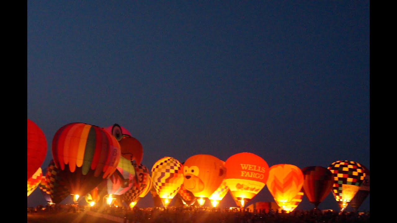 Hot Air Balloons - Stunning Night Glow - YouTube