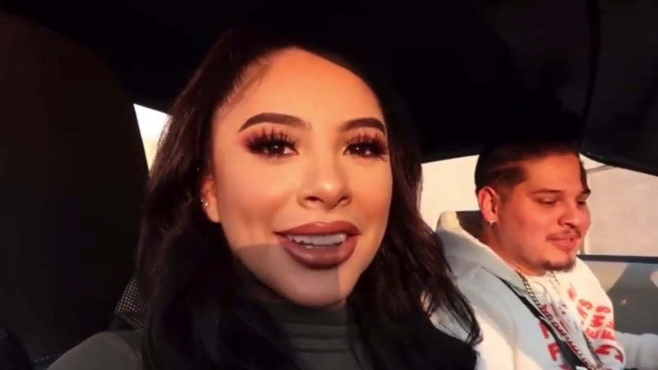 ALONDRA AND BENNY SEXIEST MOMENTS - YouTube