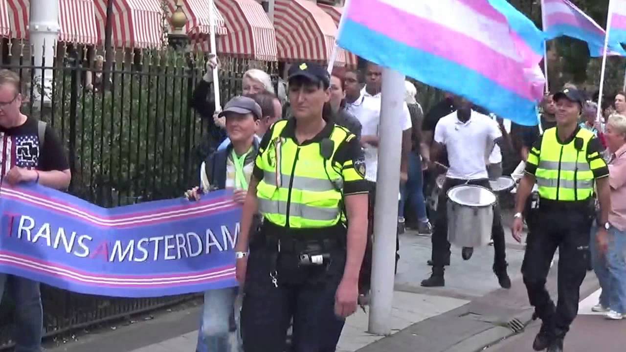 Euro Pride 2016 Amsterdam: de Trans Pride Walk - YouTube