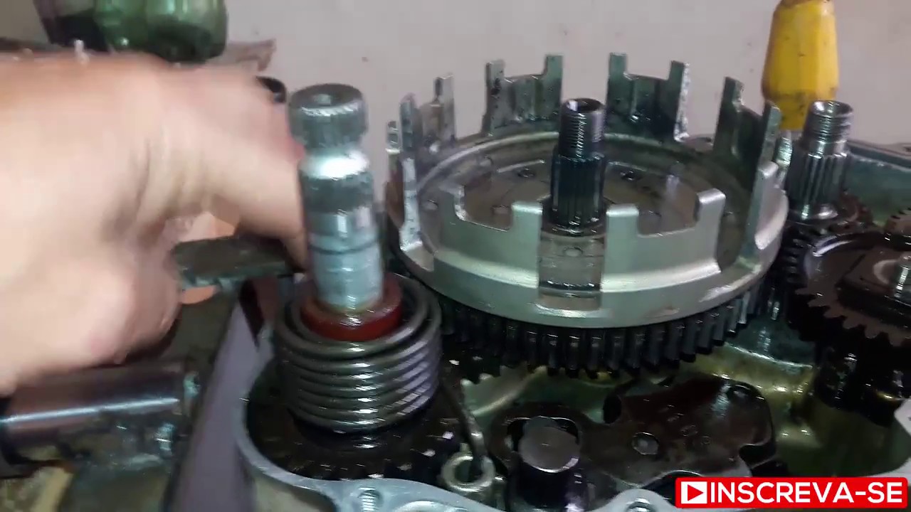 Como colocar pedal de partida e start junto - YouTube