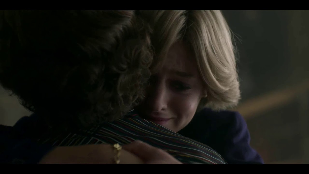 The Crown 4x6 - Diana hugs the Queen - YouTube