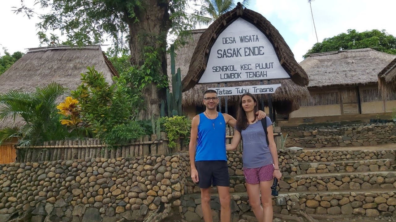 Sasak Ende Traditional Village in Lombok Indonesia! - YouTube
