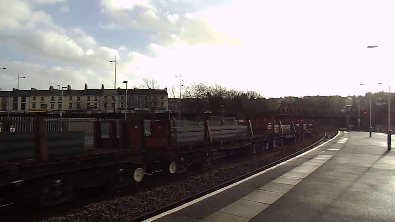 EWS CLASS 66 (66008) PASSES THROUGH NEWPORT (SOUTH WALES) - YouTube