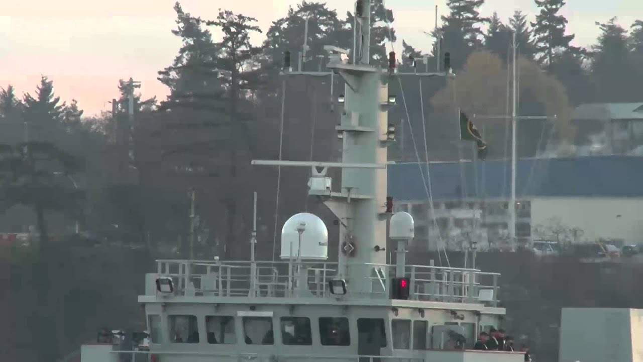 103rd Grey Cup - HMCS Edmonton vs HMCS Ottawa - YouTube