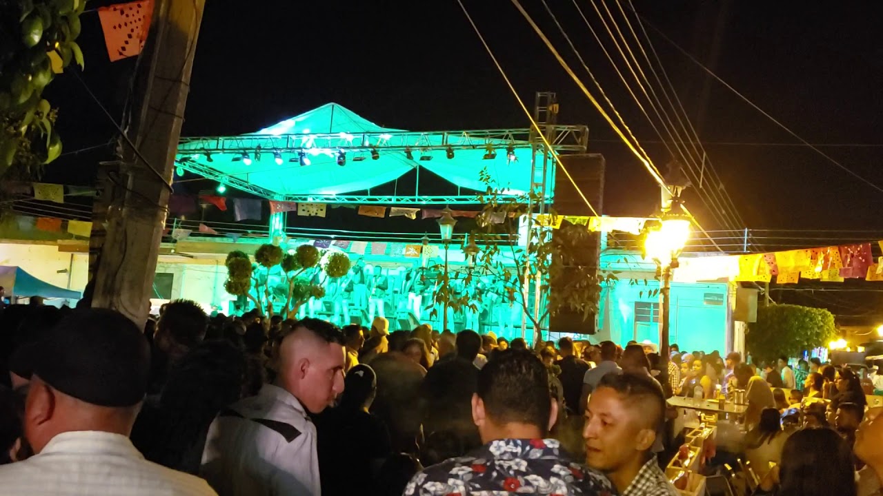 Adán y Su Banda - En Las Cantinas - YouTube