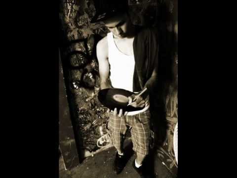 Aknow Ft Modek & Roweck - Regresa (2011)
