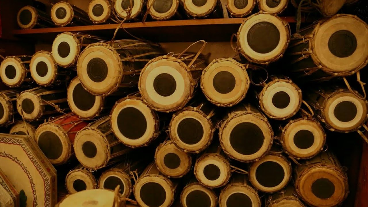 Maadal Info | Nepali Music Instrument | Daari Gang | - YouTube