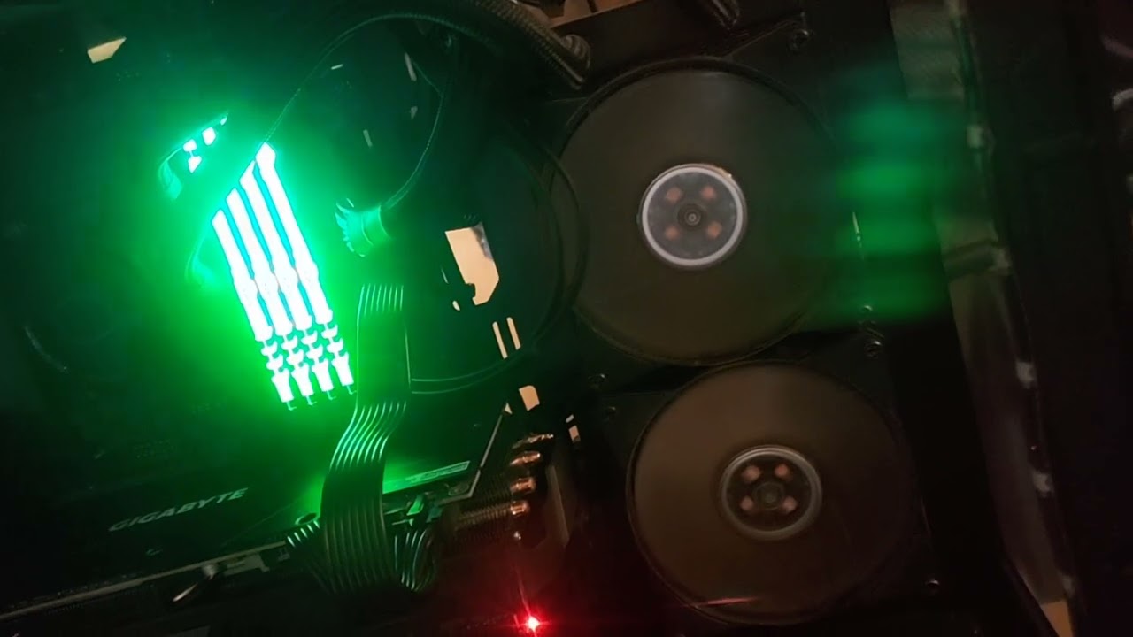 red VGA light on start up - YouTube