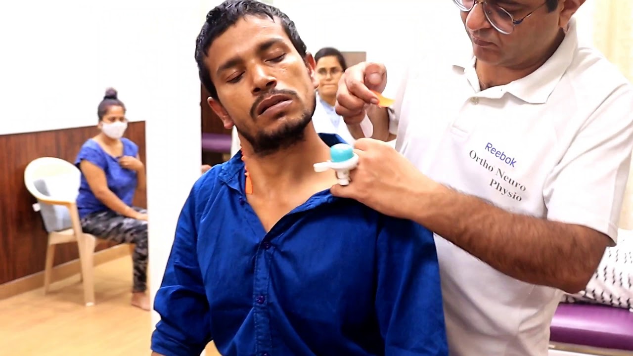 Sports taping for scm pain - YouTube