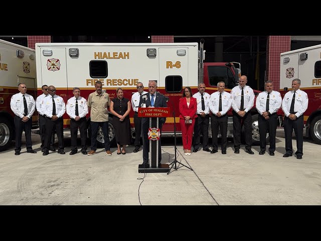 Rescate Pesado Del Departamento De Bomberos De Hialeah Equipos De